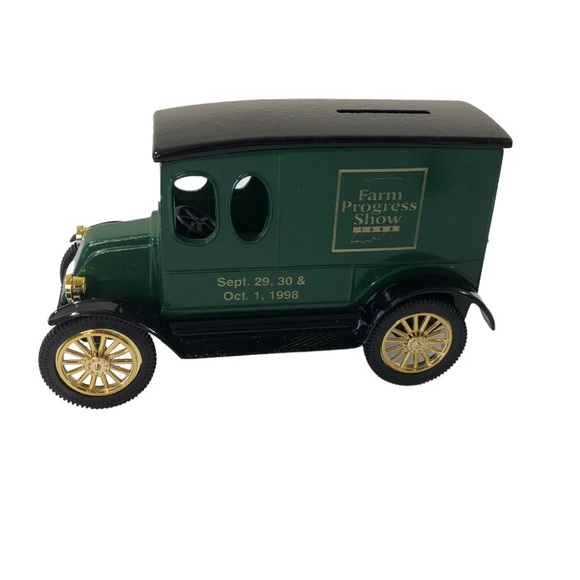 Ertle | Toys | Ertl Diecast Metal 92 Green Panel Truck Coin Toy Bank ...